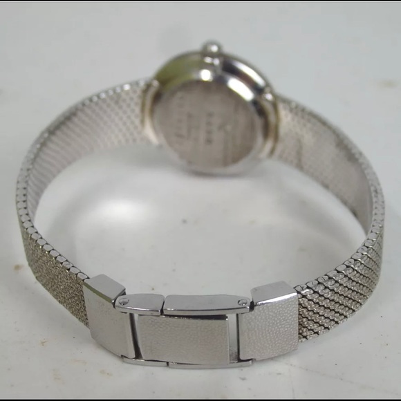 Rado | Accessories | Rado Vintage Hand Winding Ladies Silver Watch ...